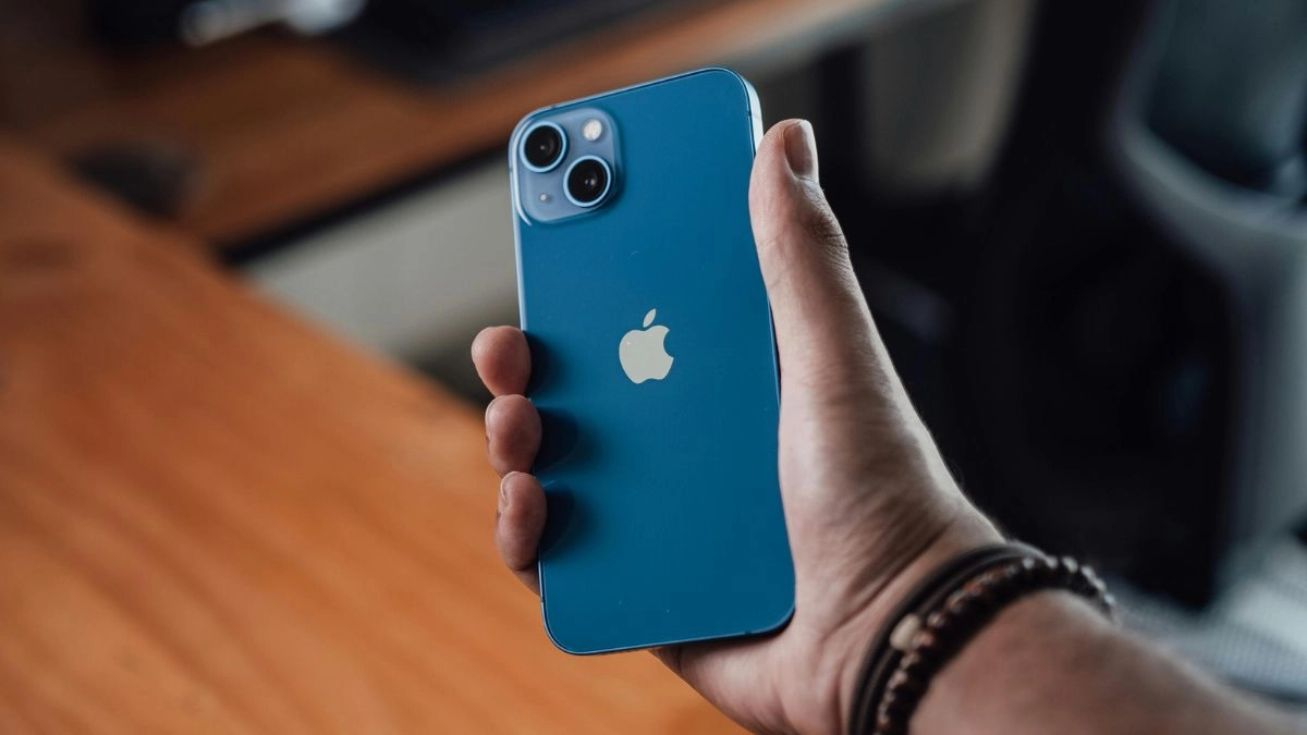 Did You Know Apple Tests Over 10,000 iPhones In Extreme Conditions ...