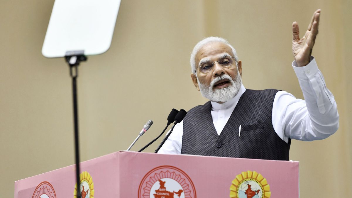 Historical Feat In India's History: PM Modi 'Bows To Janata Janardan ...
