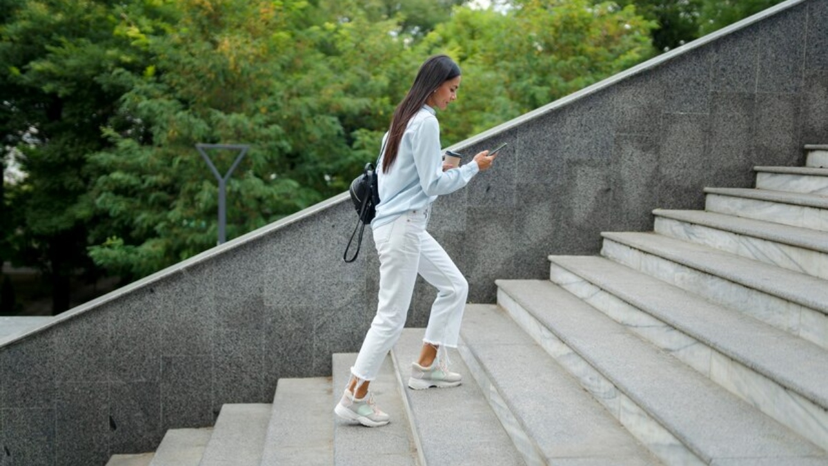 How Climbing Stairs For 30 Minutes Everyday Benefits You; Here’s How It ...