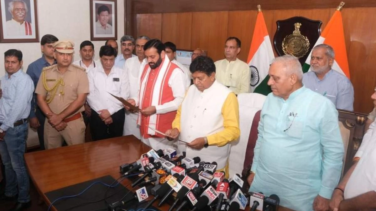 Haryana CM Nayab Singh Saini Takes Oath As BJP MLA From Karnal After By ... Haryana CM Nayab Singh Saini Takes Oath As BJP MLA From Karnal After By ...