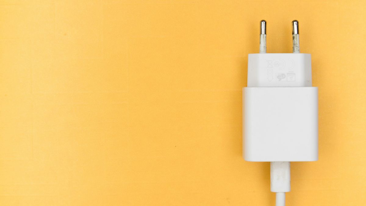 Phone Charging Tips: What Smartphone Makers Suggest For Long-Lasting ...