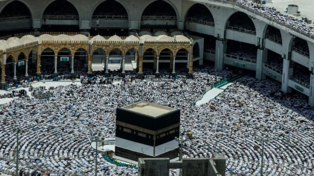 Heat-Related Illnesses Claims Lives Of Over 550 Hajj Pilgrims In Mecca As Temperature Soars ...