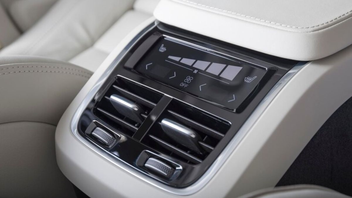 Affordable Cars With Rear AC Vents: Hyundai Aura To Tata Altroz To ...