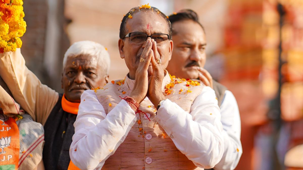 Shivraj Chouhan's Son Says 'Entire Delhi Bowing Down' Before His Father ...