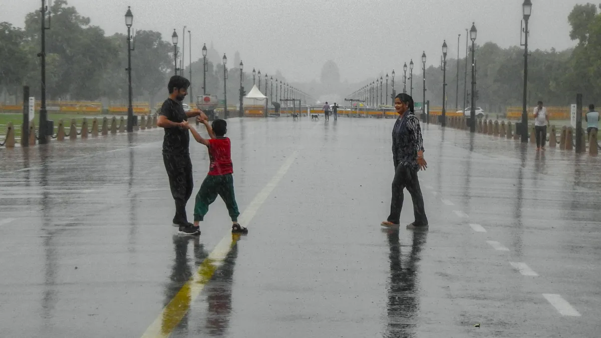 Delhi Rain: Fresh Spell Of Rain Lashes National Capital; IMD Predicts Heavy Rainfall For Next 7 ...