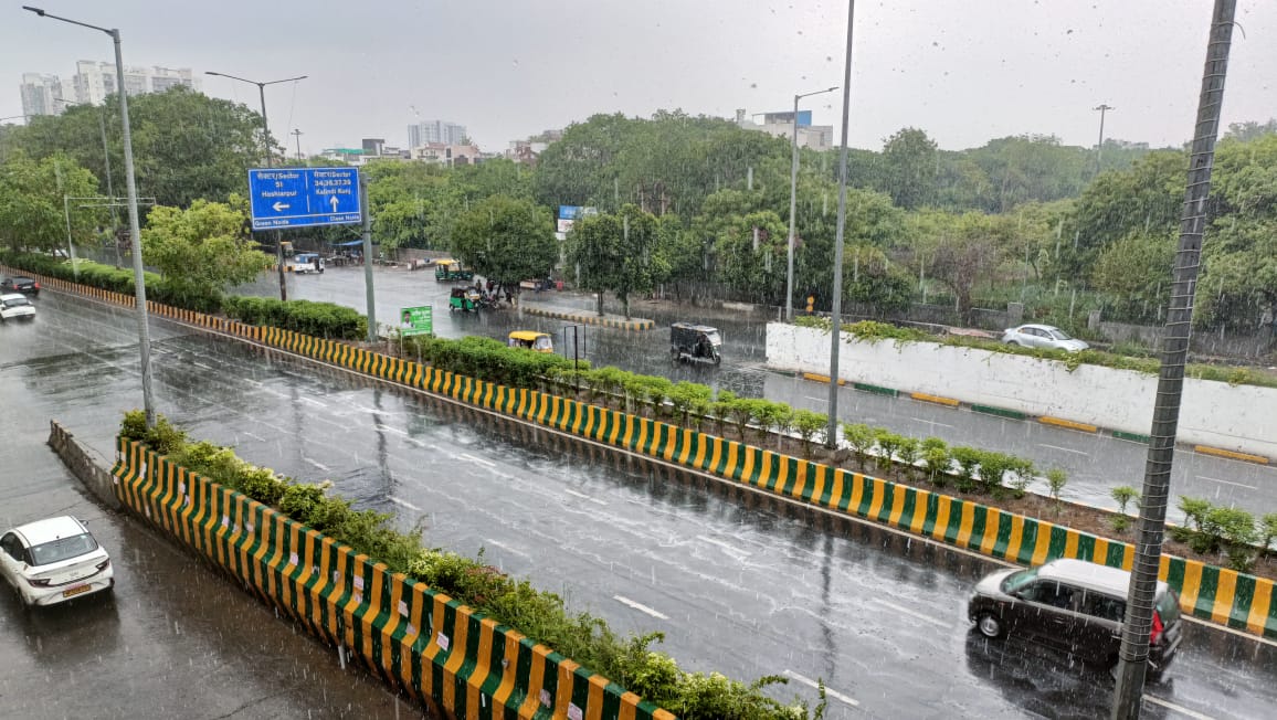 Delhi Weather: Rain Lashes Parts Of NCR, Temperature Cools Down; More Downpour Likely This Week