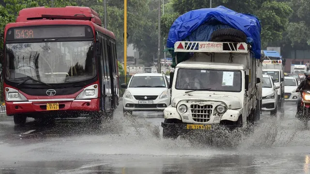 Delhi-NCR Weather: National Capital, Noida Wake Up To Heavy Rainfall ...