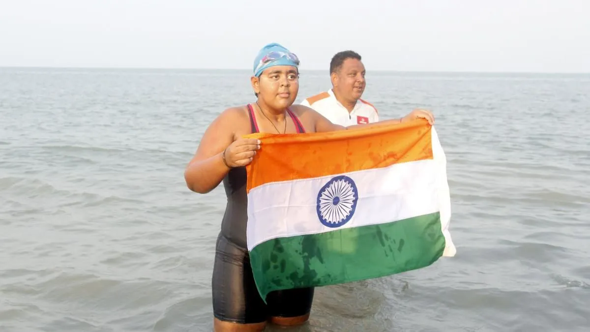 India's Jiya Rai Becomes World's Youngest Para Swimmer To Cross English ...