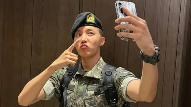 BTS Jhope Gets Spotted At Military Event; ARMYs Say ‘Coming Home Soon ...