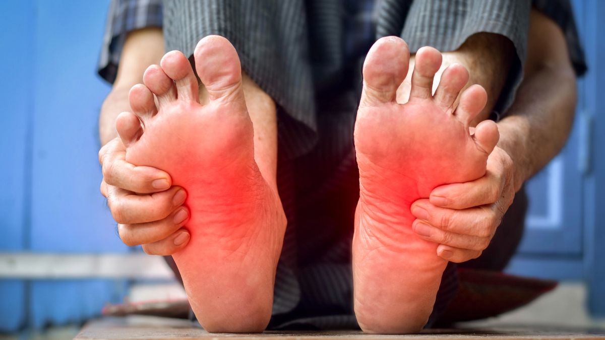 Diabetic Foot Disease And Ulcers: Expert Explains Causes, Symptoms And ...