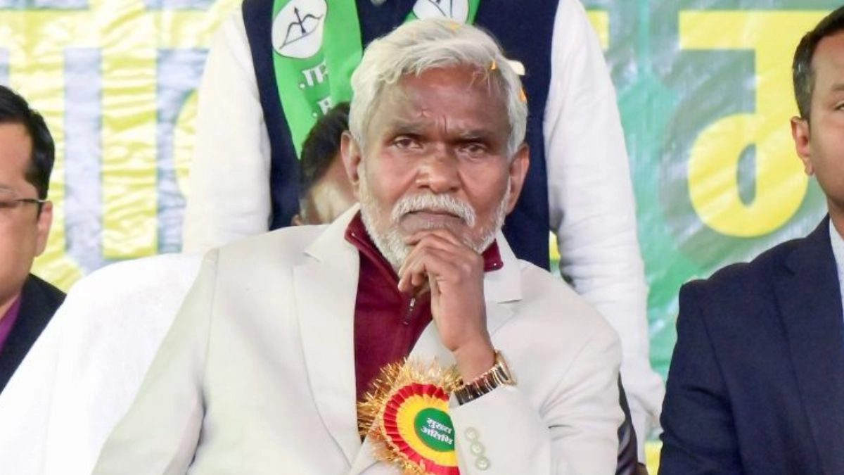 Champai Soren, Ex-Jharkhand CM, Breaks Silence On Rumours Of Him ... Champai Soren, Ex-Jharkhand CM, Breaks Silence On Rumours Of Him ...