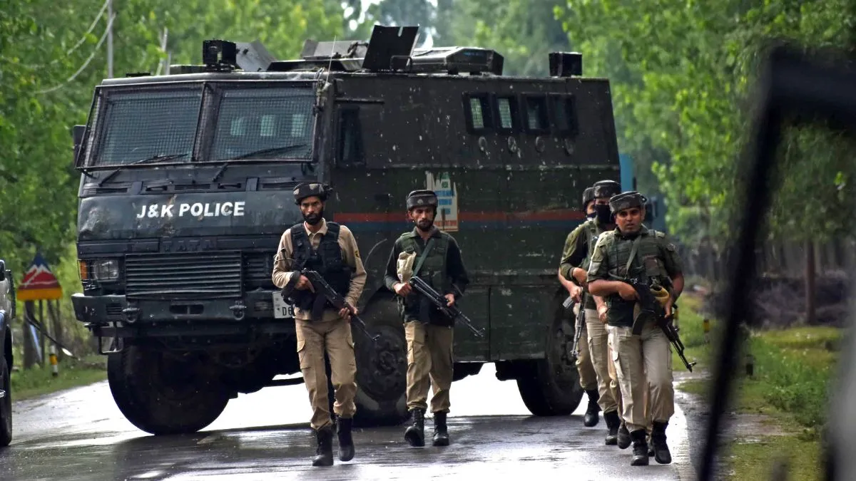JK News: Counter Intelligence Kashmir Declares Cash Reward Of Rs 3 Lakh ...