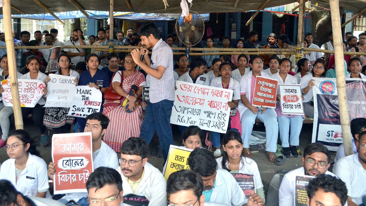 RG Kar Case: Kolkata Police Identifies Those In Crime Scene Photo ...