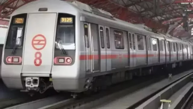 Delhi Metro News: Ticket Counter Operator Scams Passengers At THIS ...