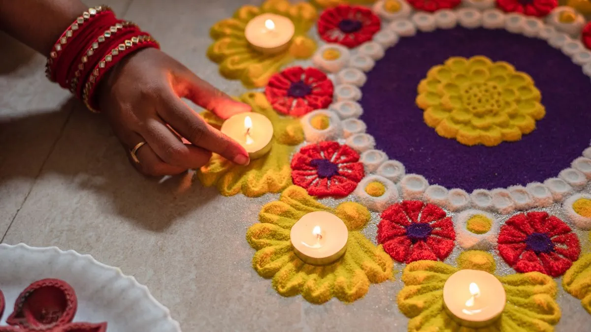 Ganesh Chaturthi 2024: Beautiful Rangoli Designs With Colours And ...