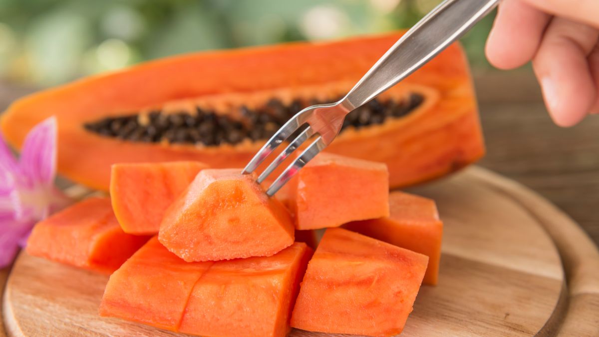 5 Compelling Reasons To Eat Papaya On An Empty Stomach In Morning