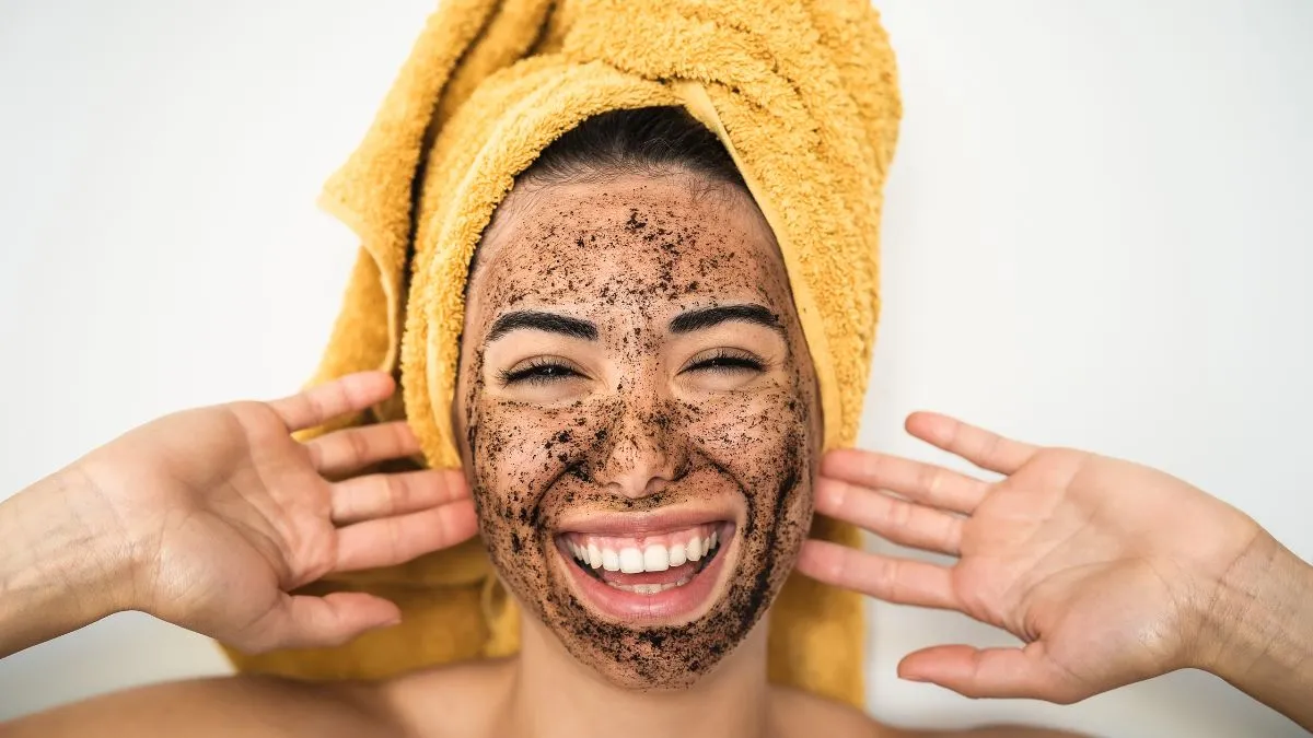 5 Easy Homemade Face Scrubs From Kitchen Ingredients For Glowing Skin