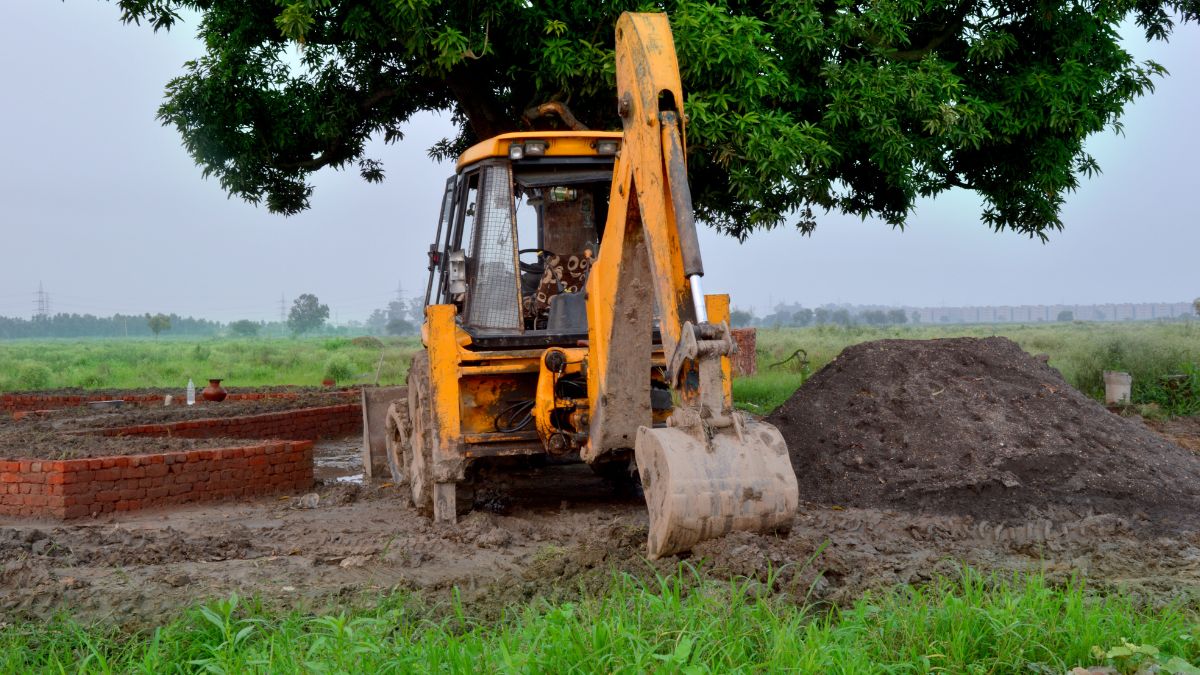Rajasthan Borewell Tragedy: Minor Girl Falls Into 35-Feet-Deep Pit Near ...