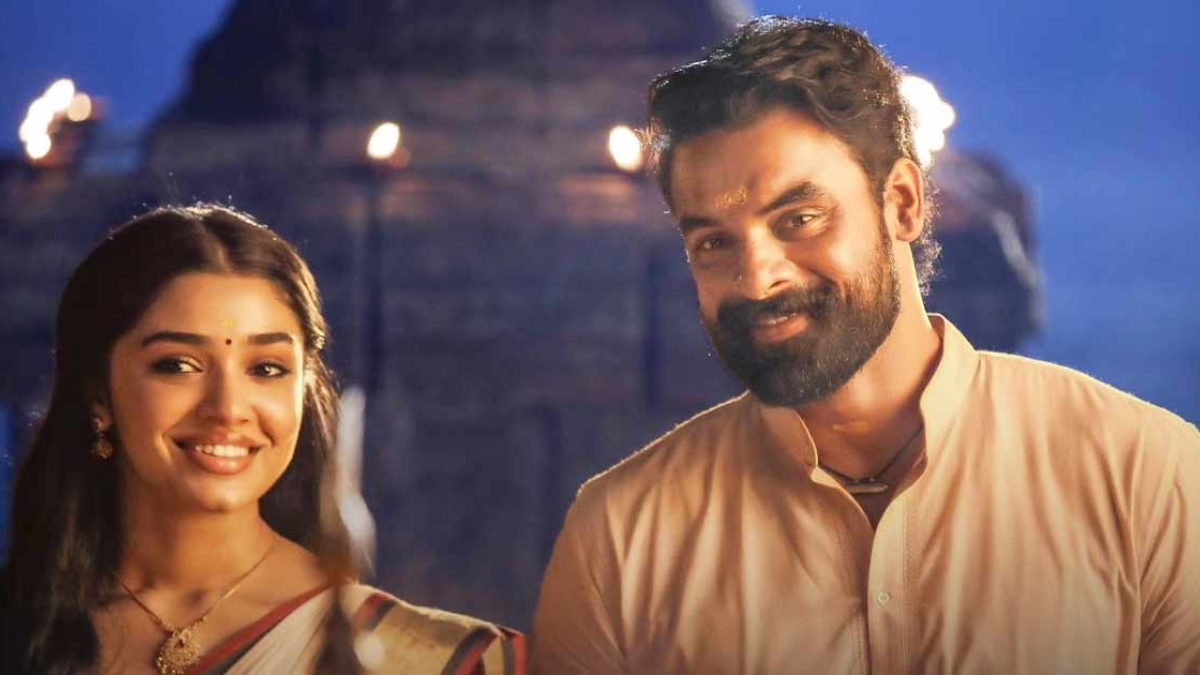 Ajayante Randam Moshanam Box Office Collection Day 7: Tovino Thomas ...
