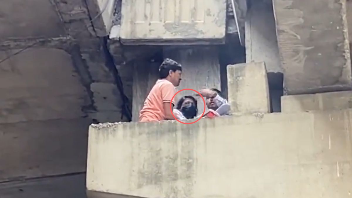 Noida Scooty Girl Video: Girl Lands On Elevated Road Pillar After ...