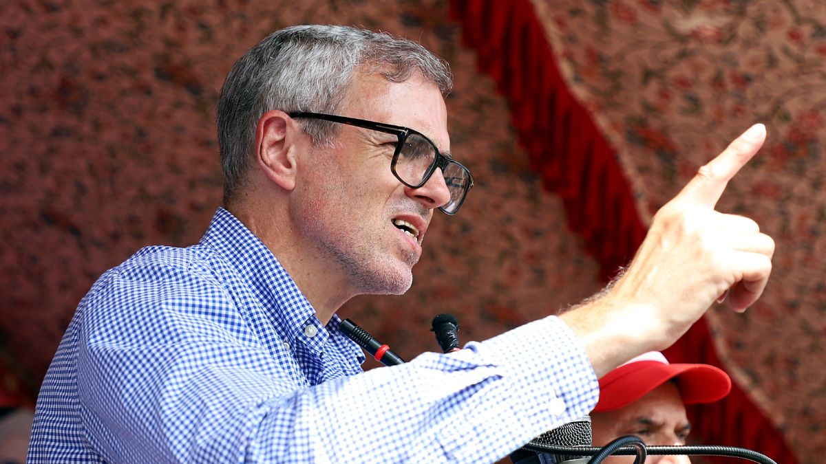 There Would Be Fight Omar Abdullahs Warning To Centre Over
