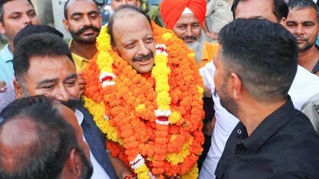 Devender Singh Rana Last Rites: J-K CM Omar Abdullah, LG Manoj Sinha ...
