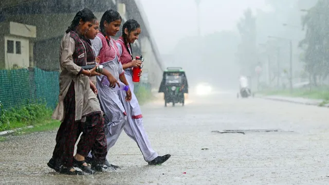 Tamil Nadu School Holiday: All Schools In Chennai To Remain Closed Today Due To Heavy Rain, IMD ...