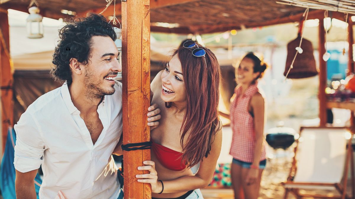 10 Meaningful And Deep Quotes To Express Love At First Sight And Share ...