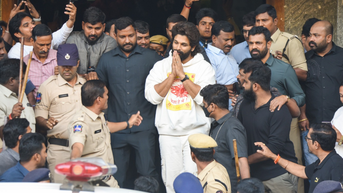 Allu Arjun Had Rice And Vegetable Curry For Dinner In Jail, 'He Was ...