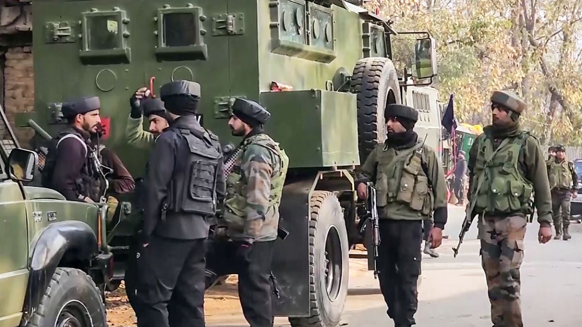 Kulgam Encounter: Five Terrorists Killed, Two Soldiers Injured During ...