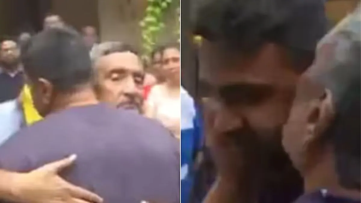 IND vs AUS: R Ashwin's Father Gets Emotional, Plants Kisses On His ...