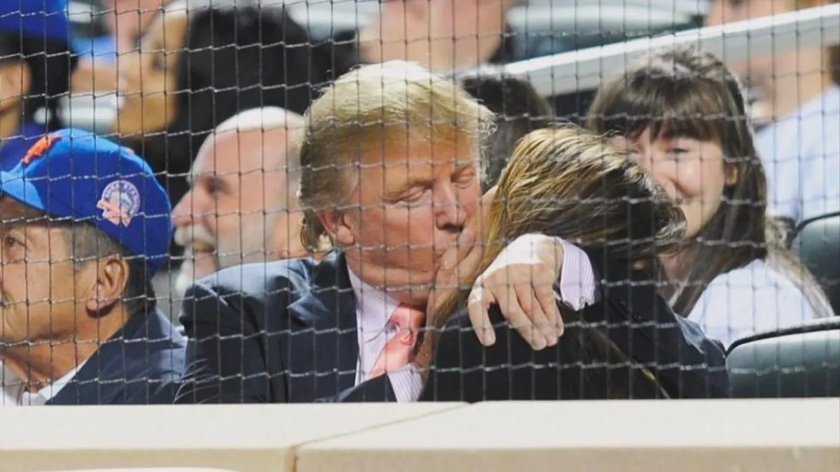 Donald Trump's Intense Lip Kiss With Wife Melania At Basketball Game ...