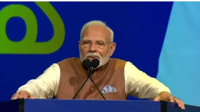 'Bharat Mata Ki Jai Echoing Everywhere': PM To Indian Diaspora At Hala ...