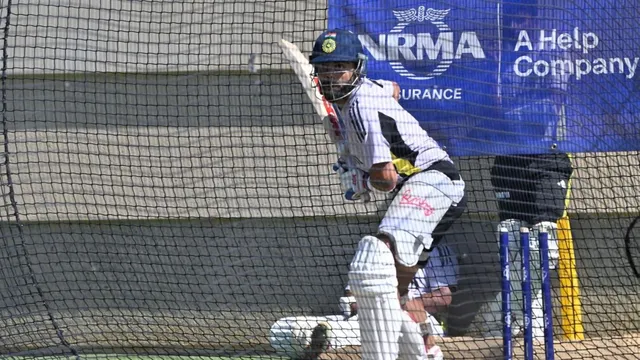 IND vs AUS Test: Australian Dad Introduces His Son To Virat Kohli As ...