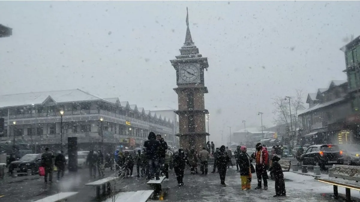 Cold Wave Intensifies In North India As Rain Brings Down Temperature In ...