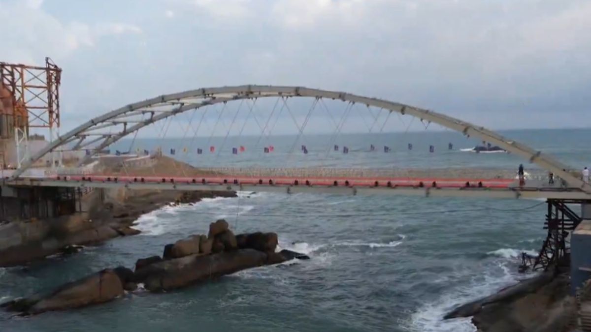 Tamil Nadu: CM MK Stalin Inaugurates India's First Glass Bridge; Video