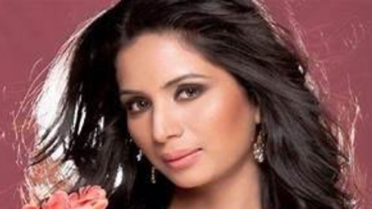 Singer-Actor Mallika Rajput Death: Kangana Ranaut's Co-Star Found Dead ...