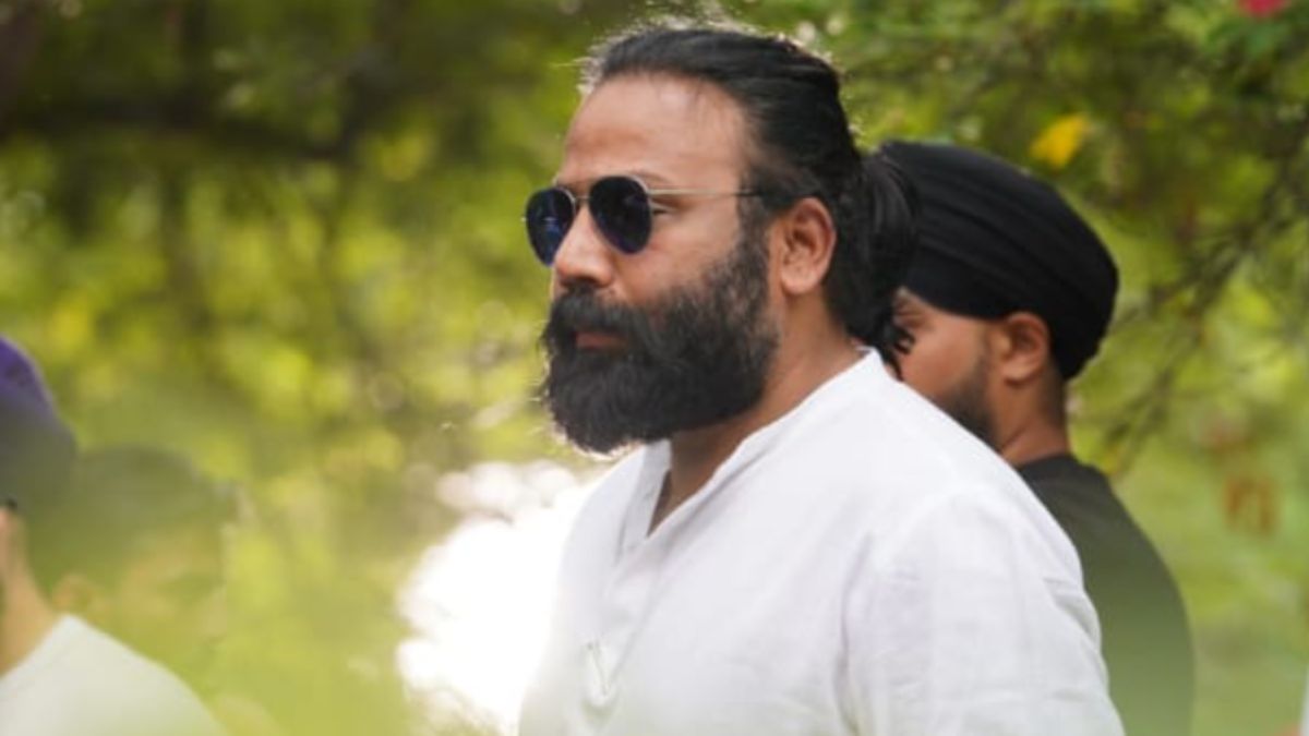 Sandeep Reddy Vanga Defends Animal's Climax; Cites Viewer's 'Personal ...