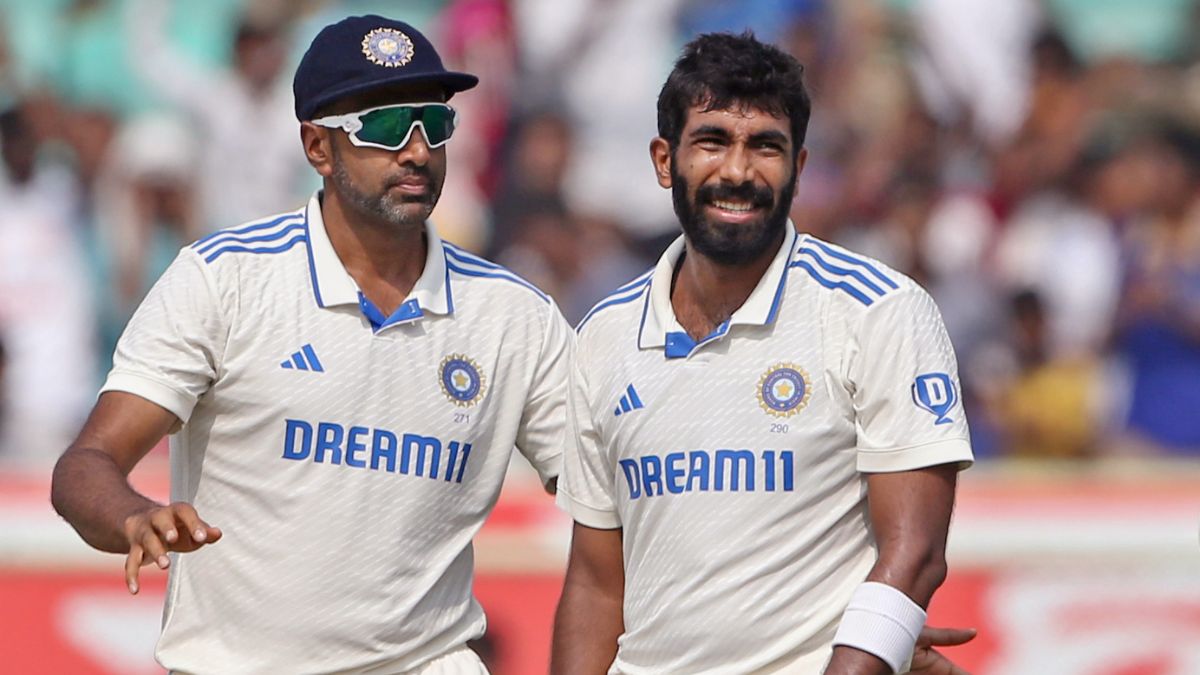 ind-vs-eng-ravichandran-ashwins-boomball-applaud-for-jasprit-bumrah ...