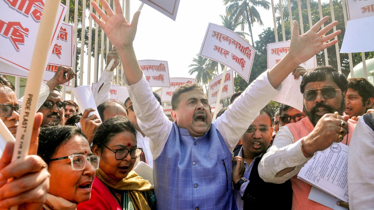 High Drama In West Bengal Assembly, Six BJP MLAs Including Suvendu ... High Drama In West Bengal Assembly, Six BJP MLAs Including Suvendu ...