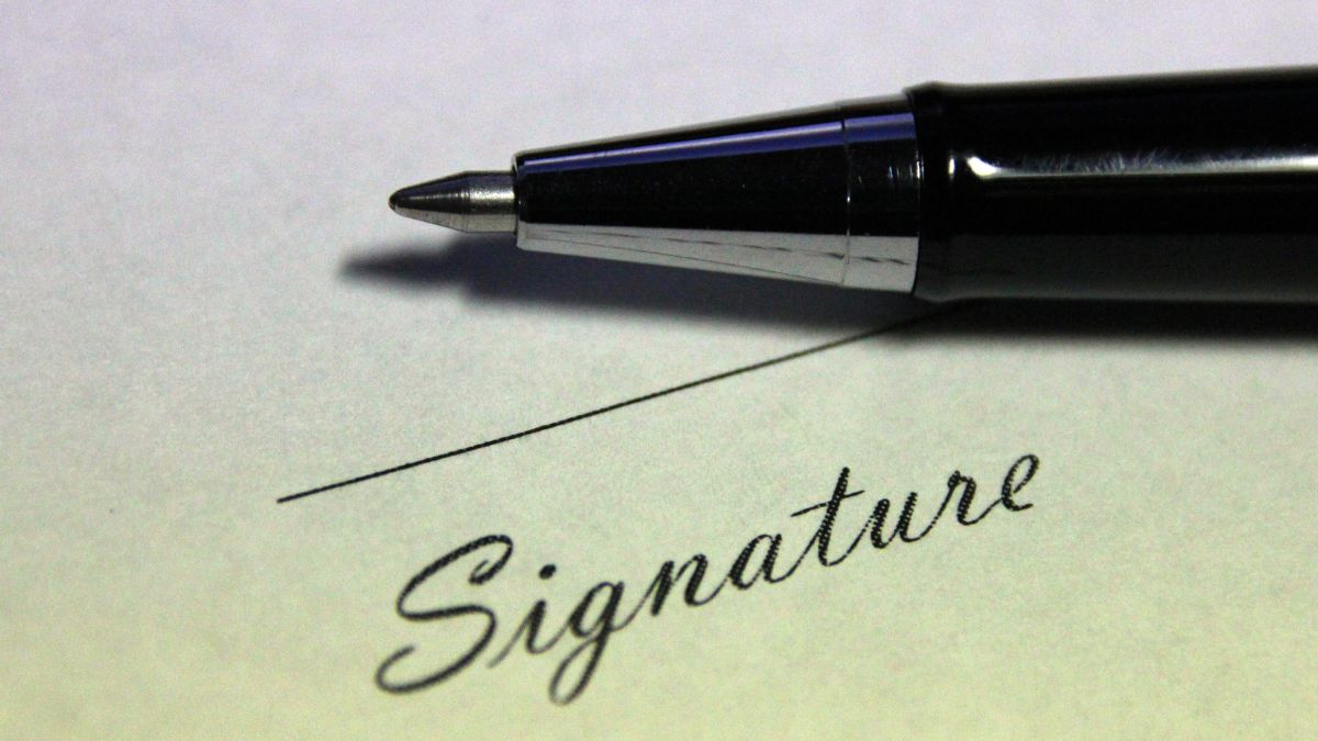What Does Your Signature Say About Your Personality Know Via What Does Your Signature Say About Your Personality Know Via