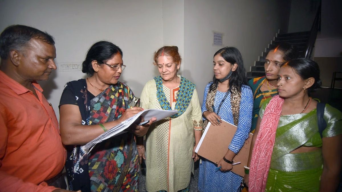 Andhra Pradesh Begins 10-Day Long Caste Survey, Becomes Second State ...