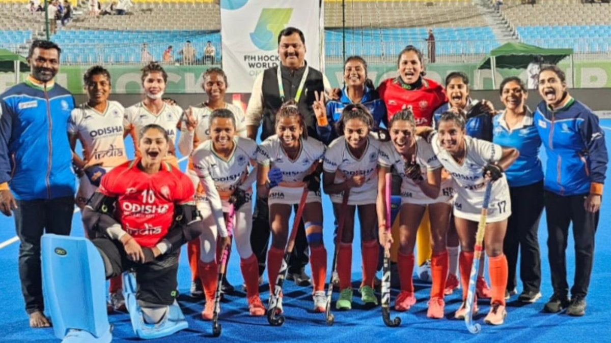 Fih Hockey 5s Womens World Cup Indian Women Storm Into Final With