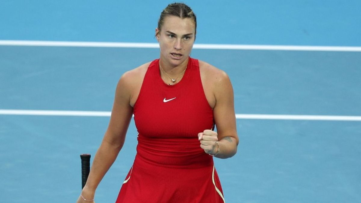 Australian Open 2024: Aryna Sabalenka Goes Past China's Qinwen Zheng To ...