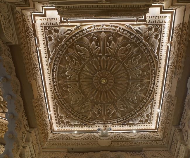 Ayodhya Ram Mandir Trust Shares Pics Of Temple Premises In Night Light ...