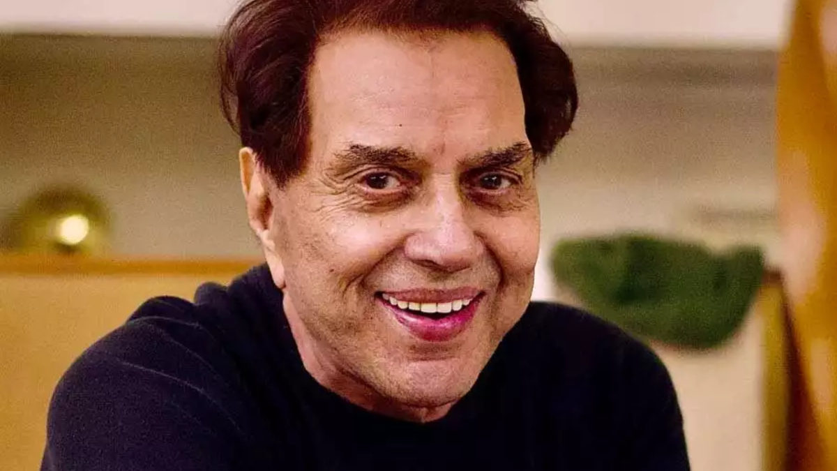 Dharmendra Recovering From Injury; Doing Well Now, Claims Report