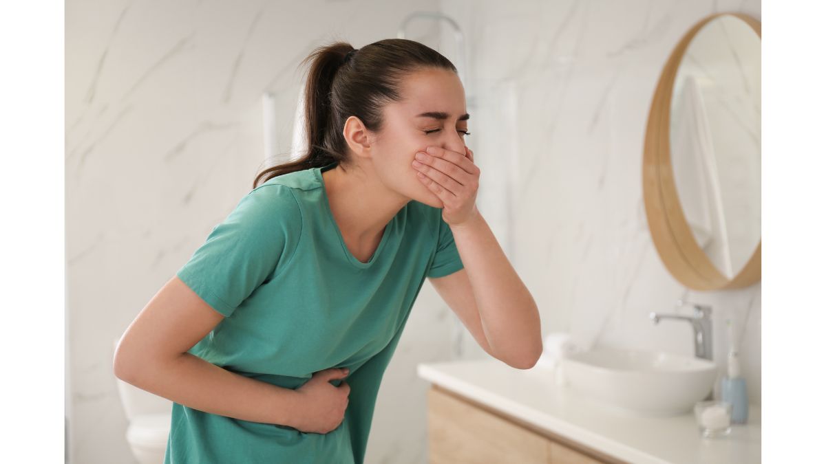 Europe Reports Unusual Surge In Parrot Fever Cases: Know Causes ...