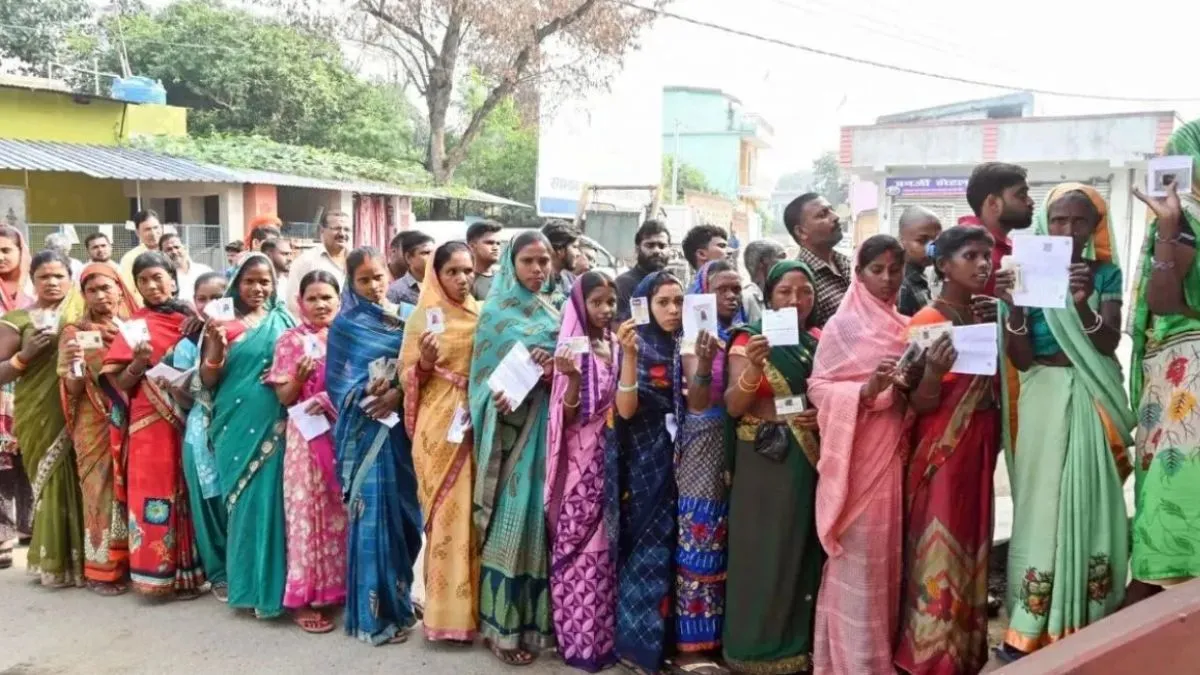 Model Code Of Conduct In Delhi: MCC Enforced As ECI Announces Delhi ...