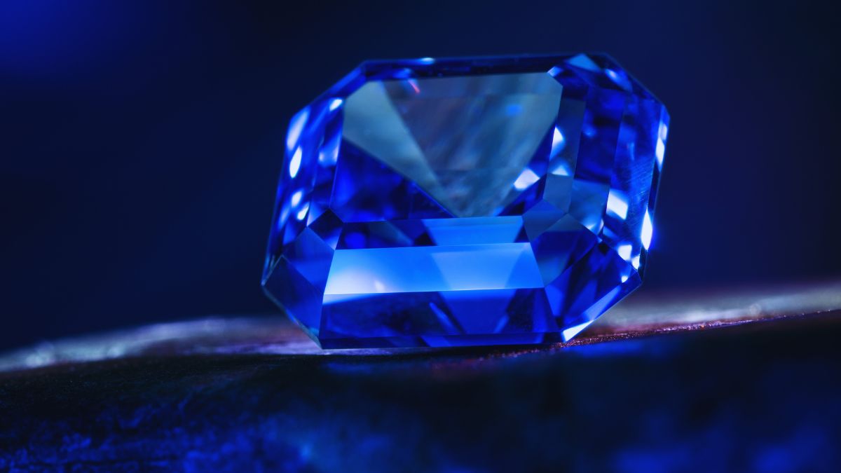 Which Zodiac Signs Can Wear A Neelam Ring? Check 5 Game-Changer ...