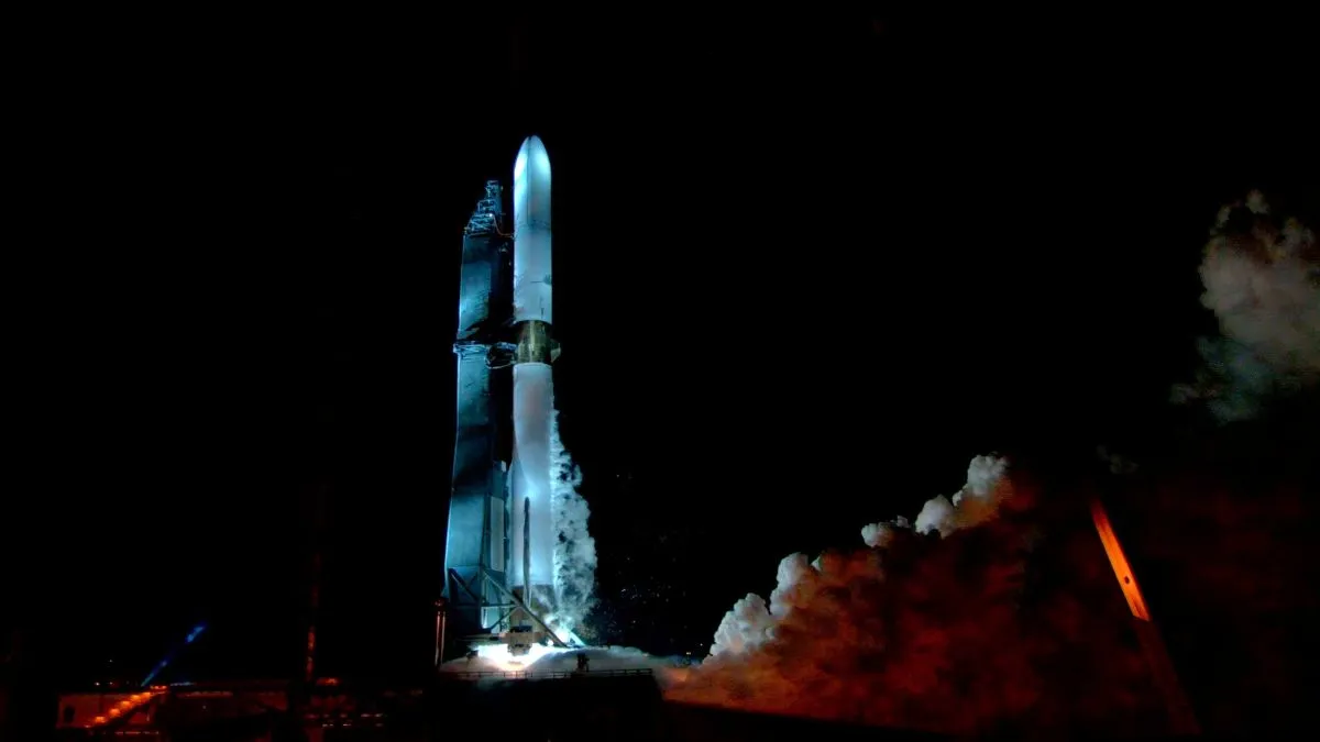 Jeff Bezos' Blue Origin Calls Off Debut New Glenn Launch Over Rocket Issue